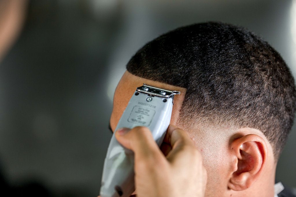 How To: Get A Crispy Line Up Every Time – The Rich Barber